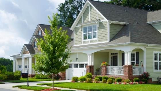 Should You Make Offers On Multiple Homes? Here's What To Know